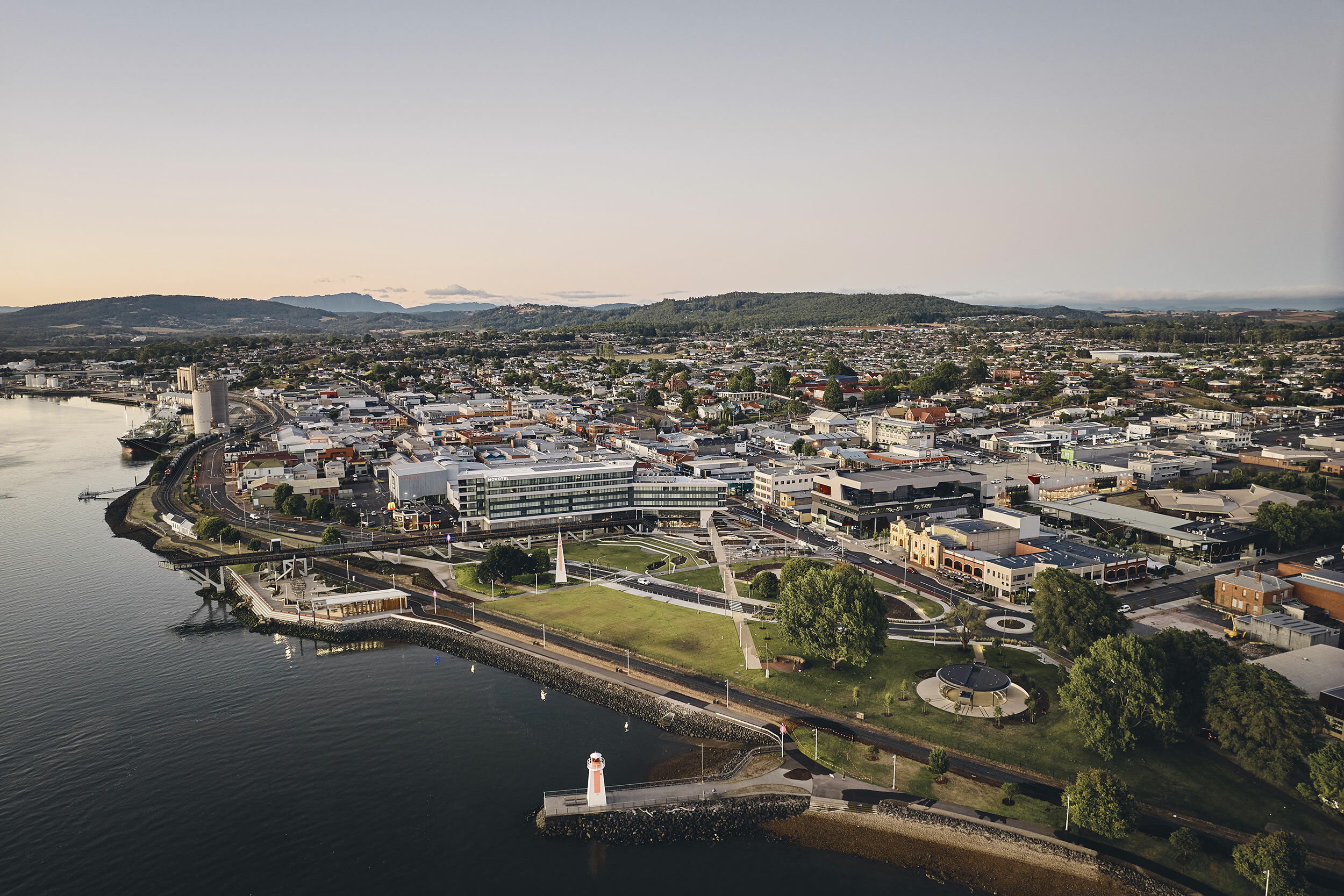 Devonport Waterfront Park | ASPECT Studios